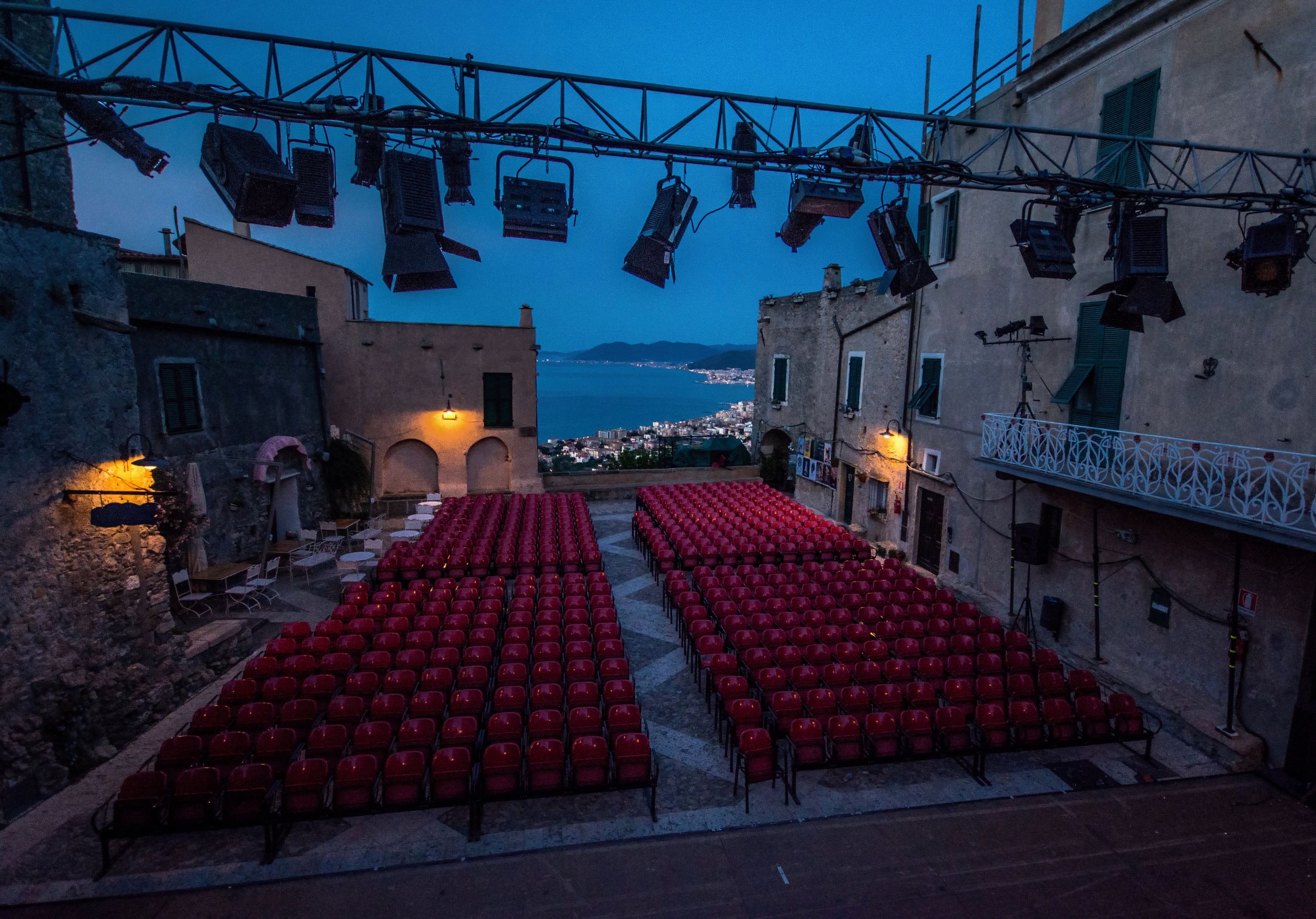 Biglietteria / Festival Teatrale di Borgio Verezzi - Teatro in Liguria